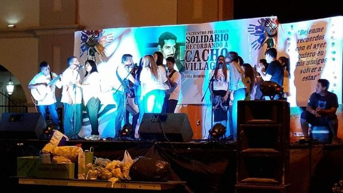 Se realiza el encuentro folclórico Recordando a Cacho Villagra
