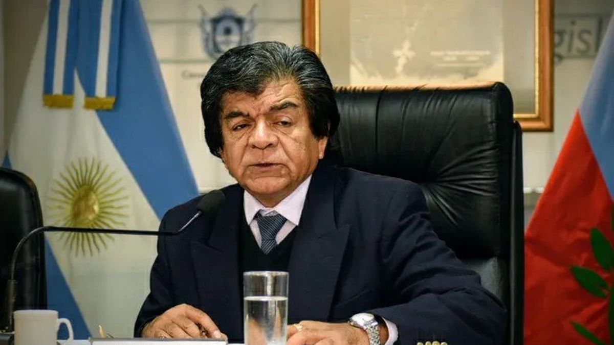Tras la crítica interna, el senador Vera justificó su voto en el jury a ...