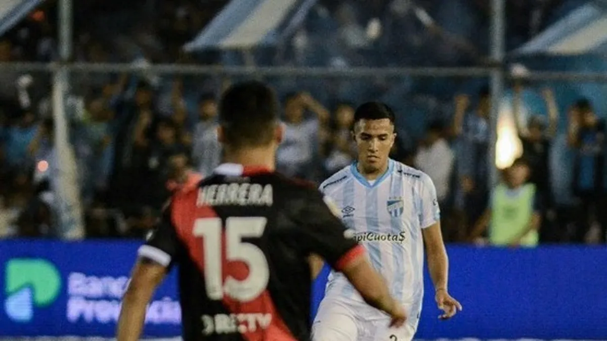 Atlético Tucumán, con Nicolás Romero, juega por Copa Argentina