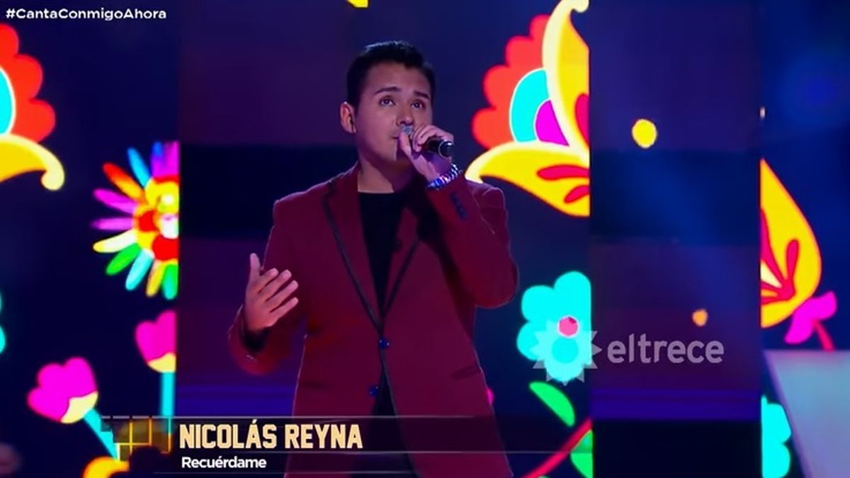 Emotiva presentación de Nicolás Reyna en Canta Conmigo Ahora
