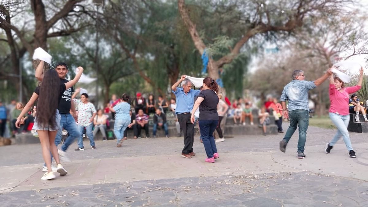 Exitoso lanzamiento del ciclo Cuando baila Pepe Díaz