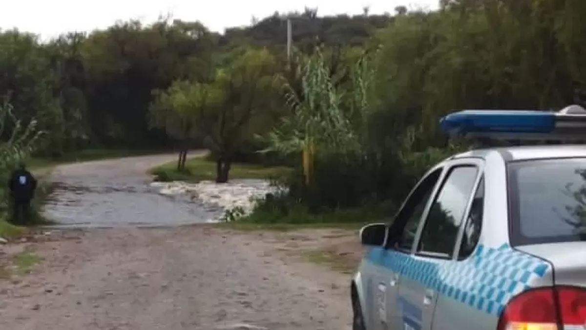 Piden precaución al cruzar los badenes en FME