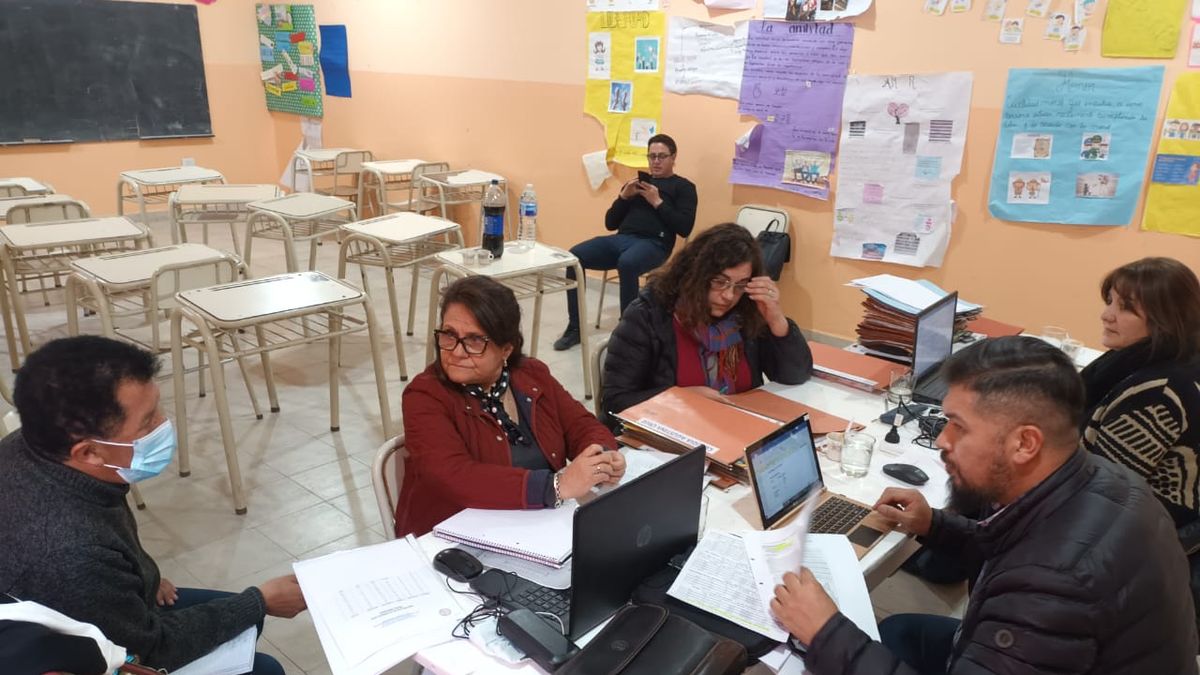 Educación asesora a la Escuela Municipal de Santa María