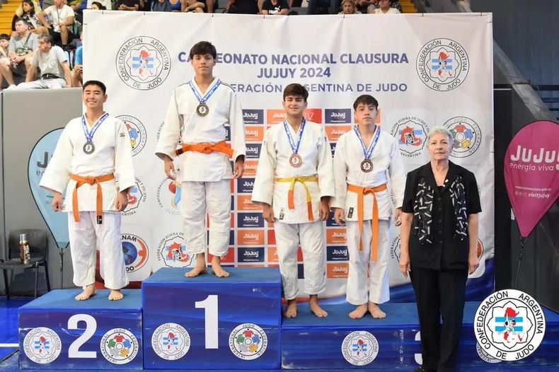 Podios de la Federación en el Nacional Clausura