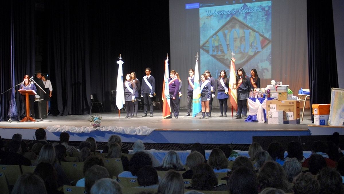 La “Clara Janet Armstrong” celebró sus 140 años de vida