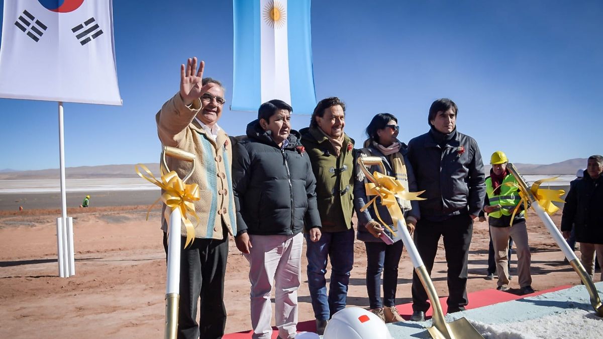 Posco lanzó la segunda etapa del proyecto Sal de Oro