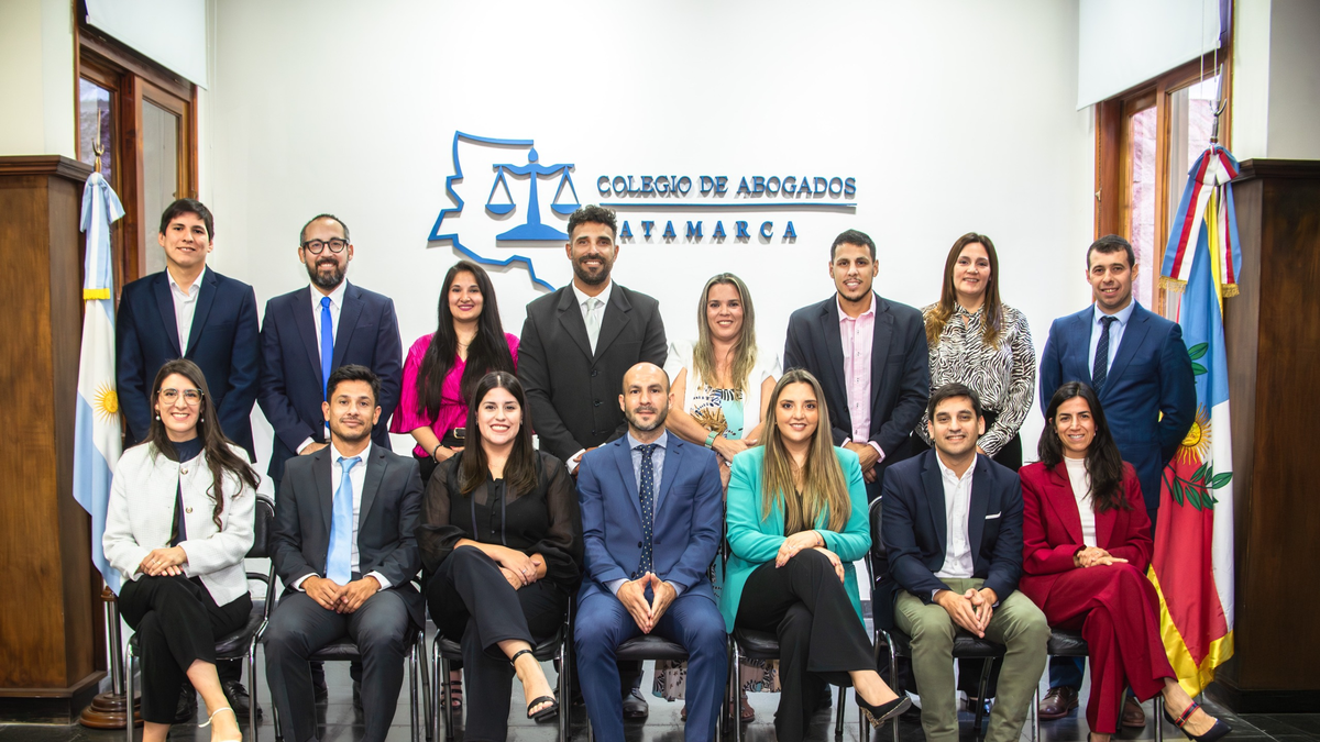 Rafael Santa Cruz fue electo presidente del Colegio de Abogados