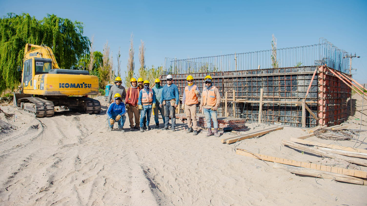 La obra pública realizó una significativa contribución al desarrollo y la generación de empleo