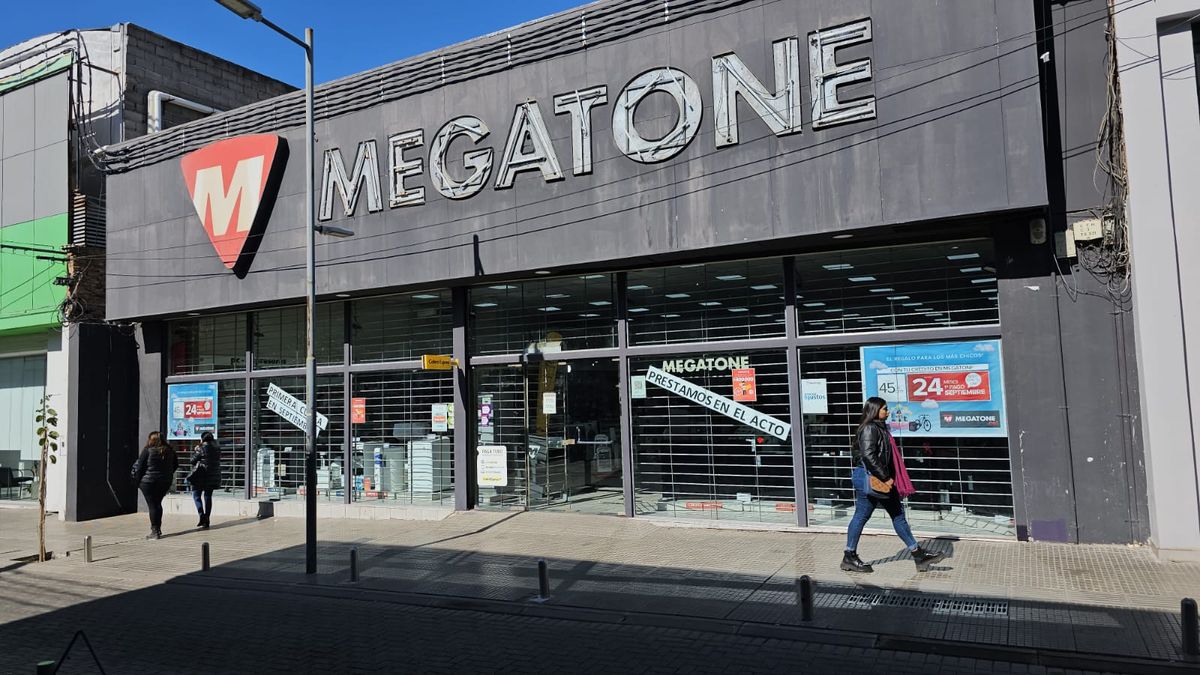 Robo de gran magnitud en Megatone