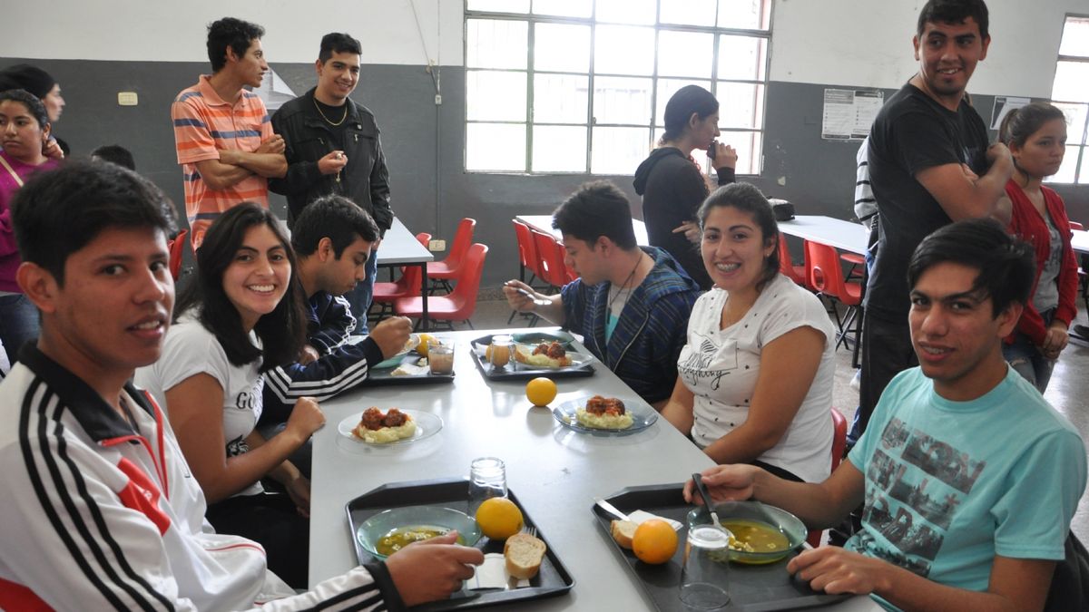 El Comedor Universitario reabre sus puertas