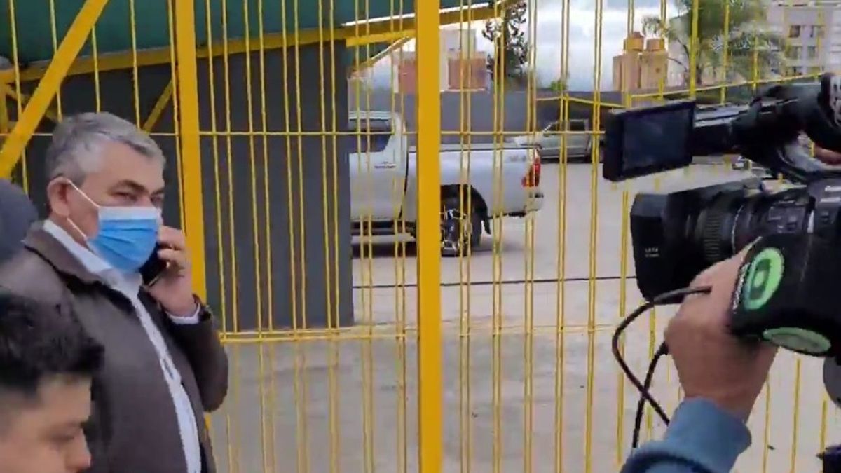 Elpidio Guaraz se presentó para ser indagado por las denuncias en su contra