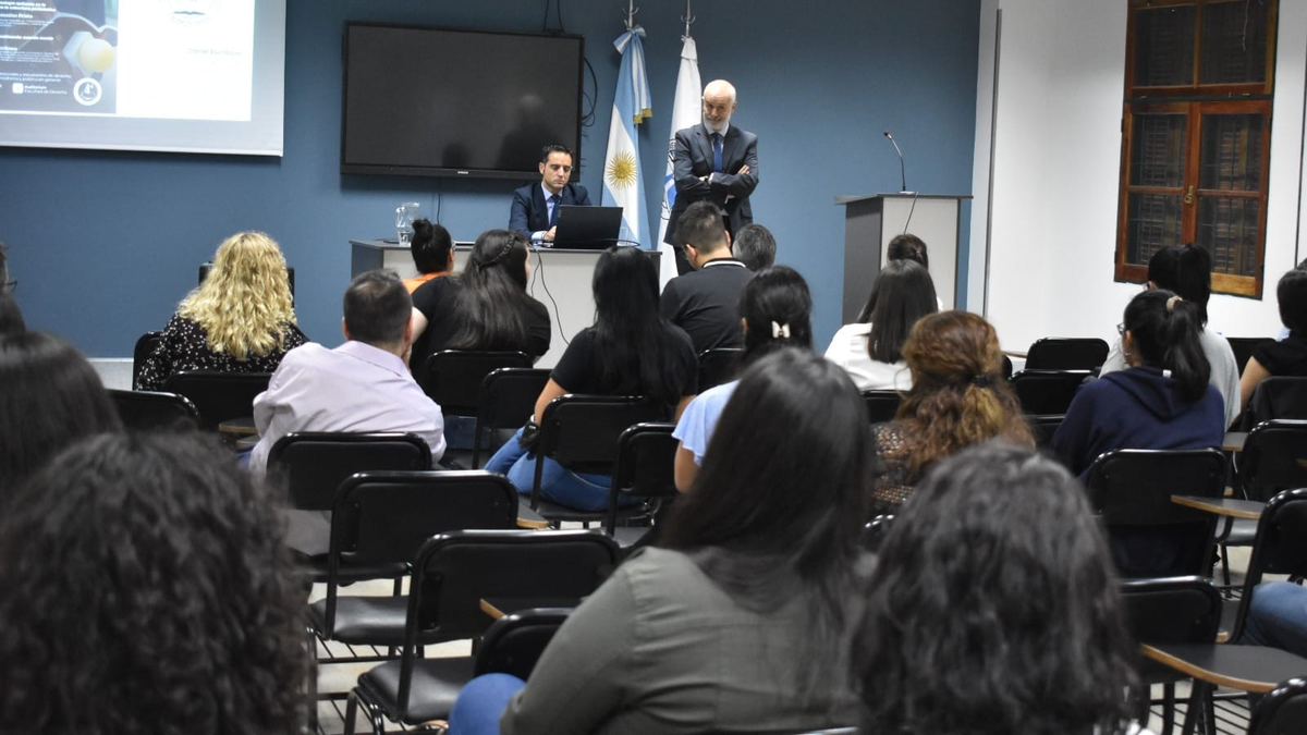 Estar informado es adelantarse a los hechos