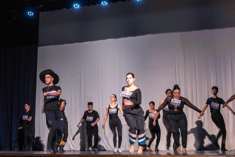 Se conformó el ballet de apertura de la Fiesta del Poncho